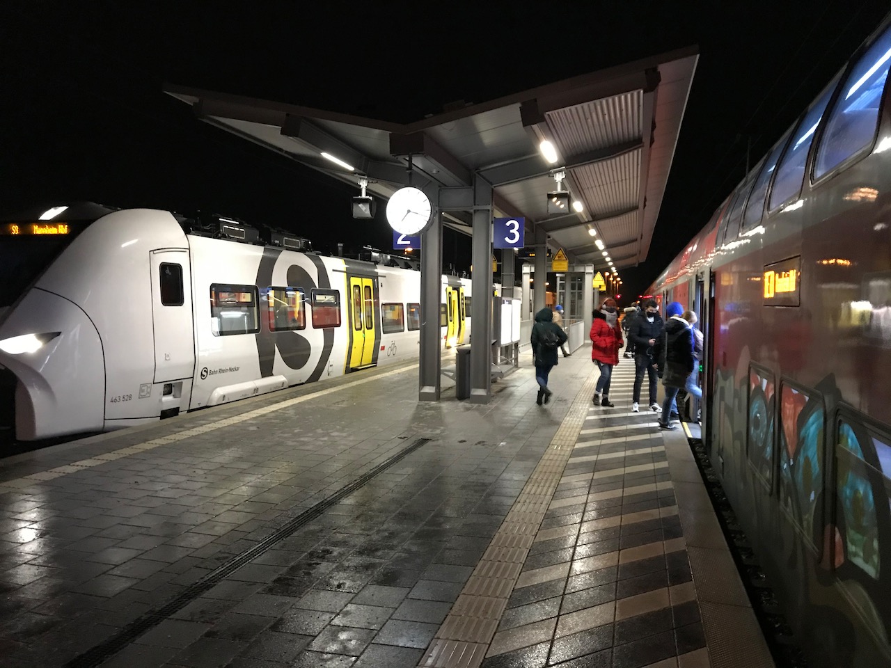 Sperrung der Riedbahn: Ortsbeirat rügt Ersatzkonzept - Neuschloss.net